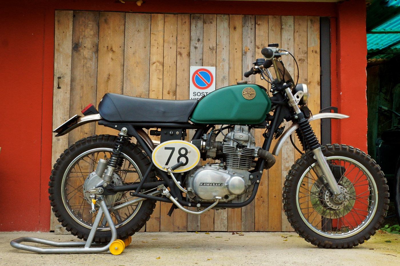 Z400 "Six days" by Officine Sbrannetti - Inazuma café racer