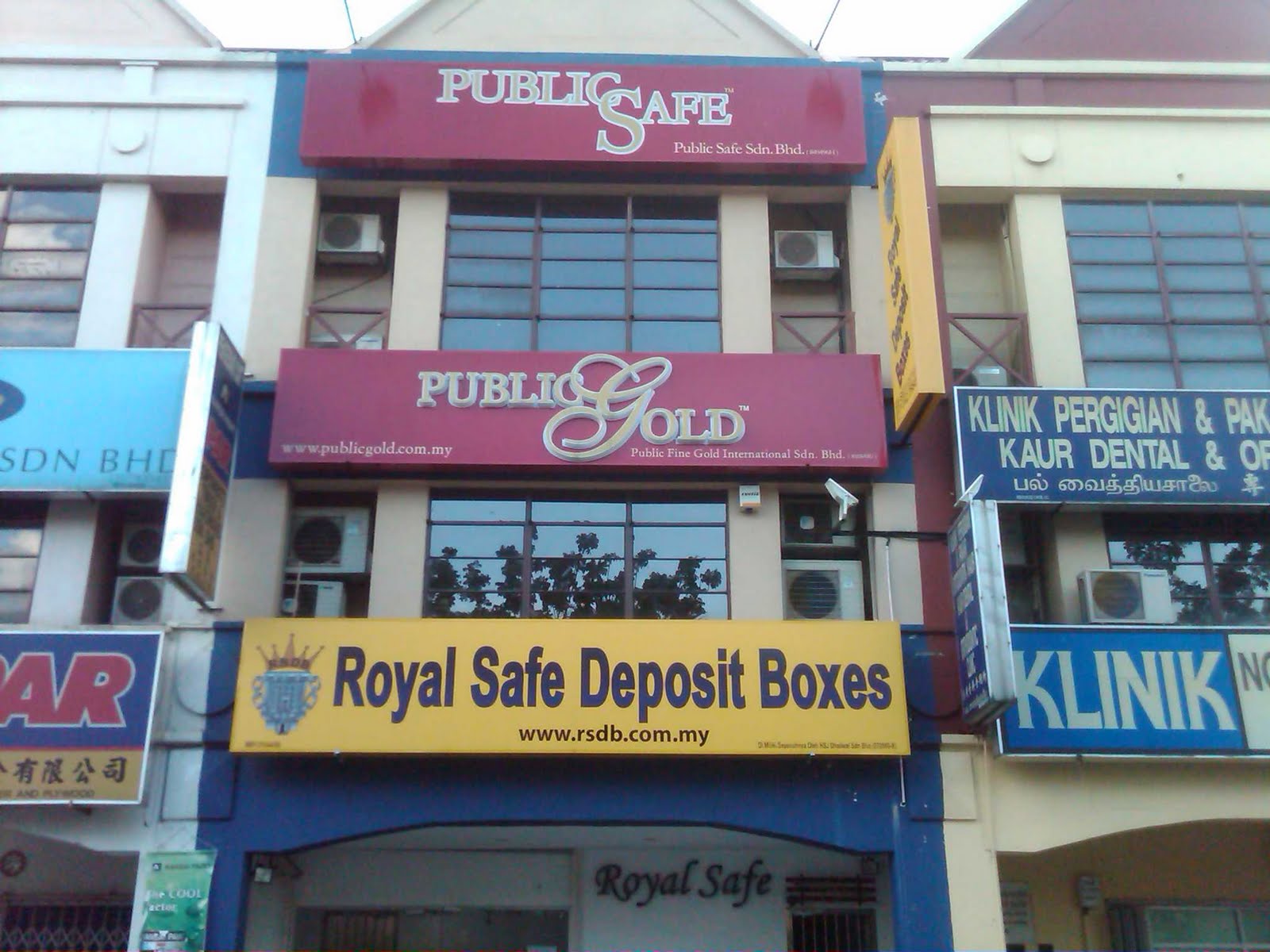 KeRaJaaN EMaS: PUBLIC GOLD