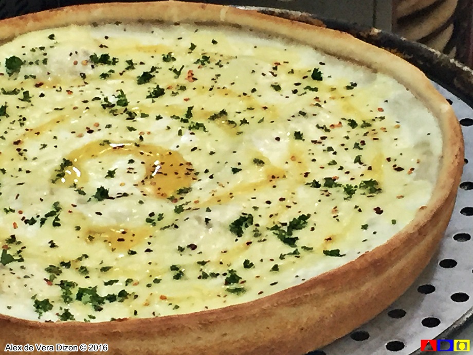 lafanggero: White Christmas Indulgence with Sbarro’s Chicago Super ...