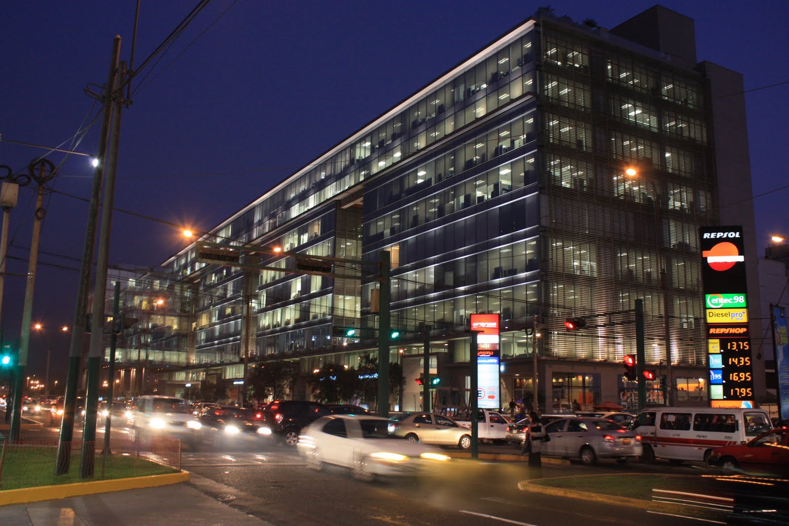 INTROARKI: Edificio Cronos