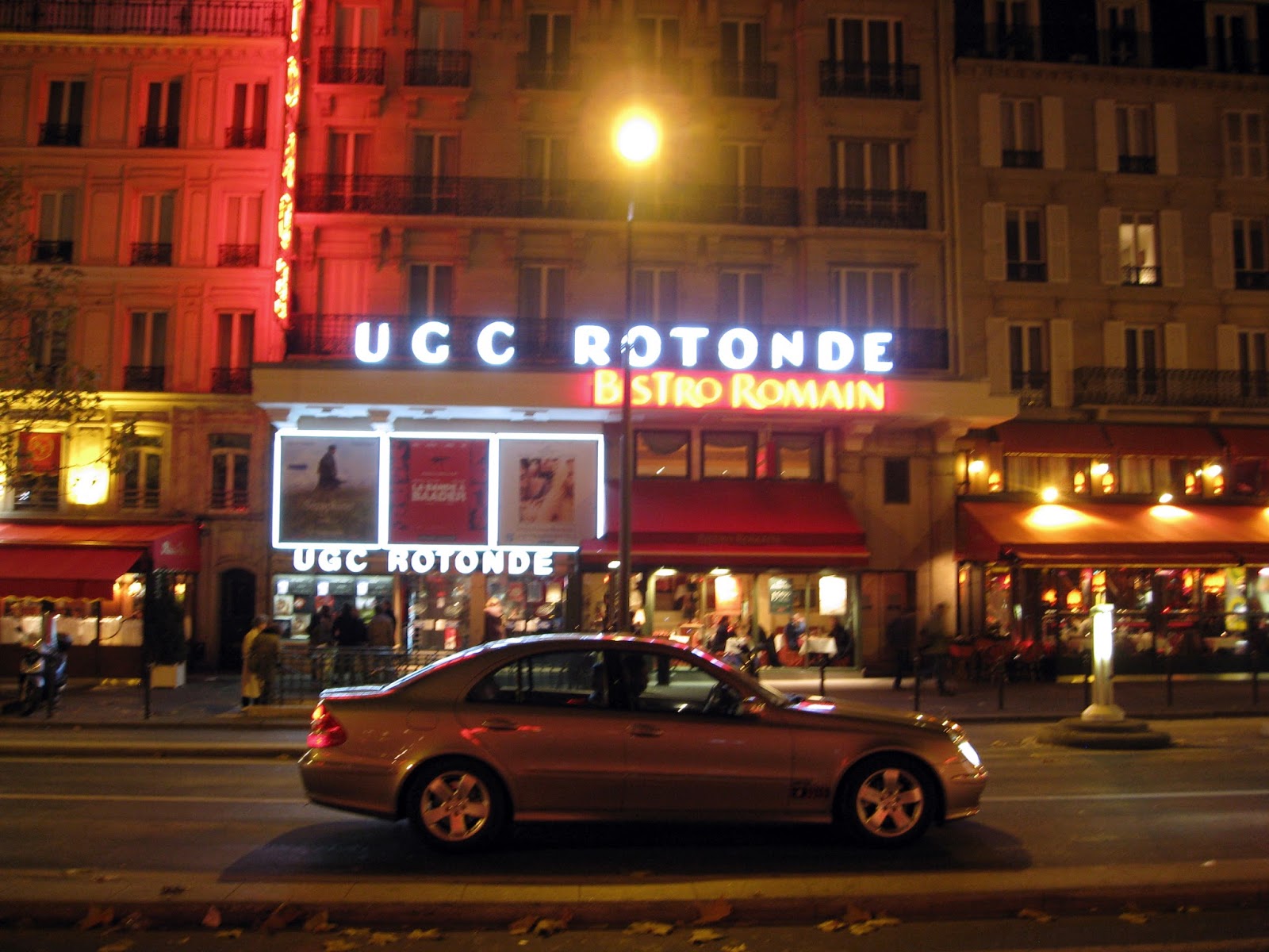 Elokuvateattereita: UGC Rotonde