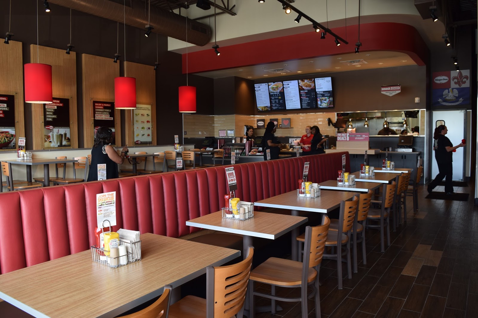 Smashburger, Not Just Burgers - DA' STYLISH FOODIE
