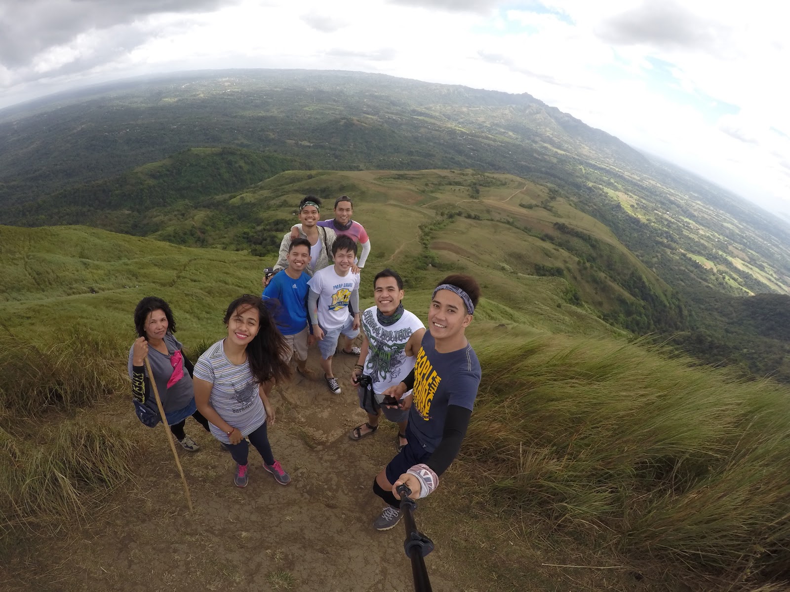 Hiking Guide to Mt. Talamitam - Mt. Apayang - moredantravels