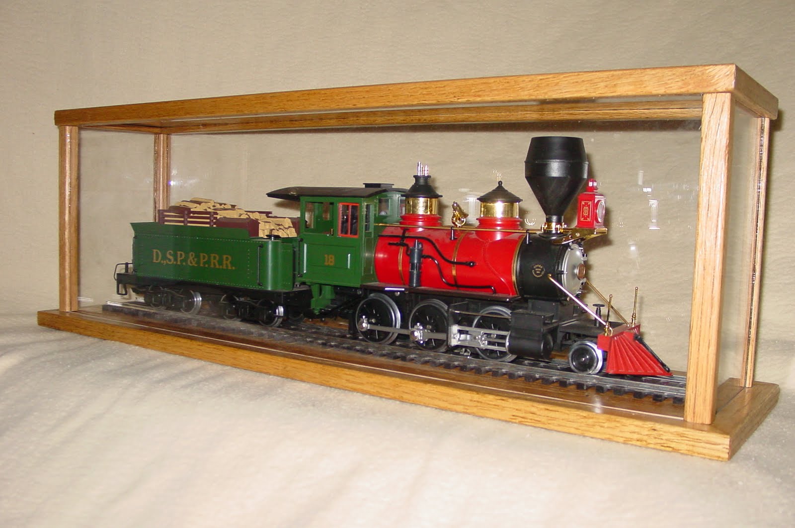 Images and photos of train models