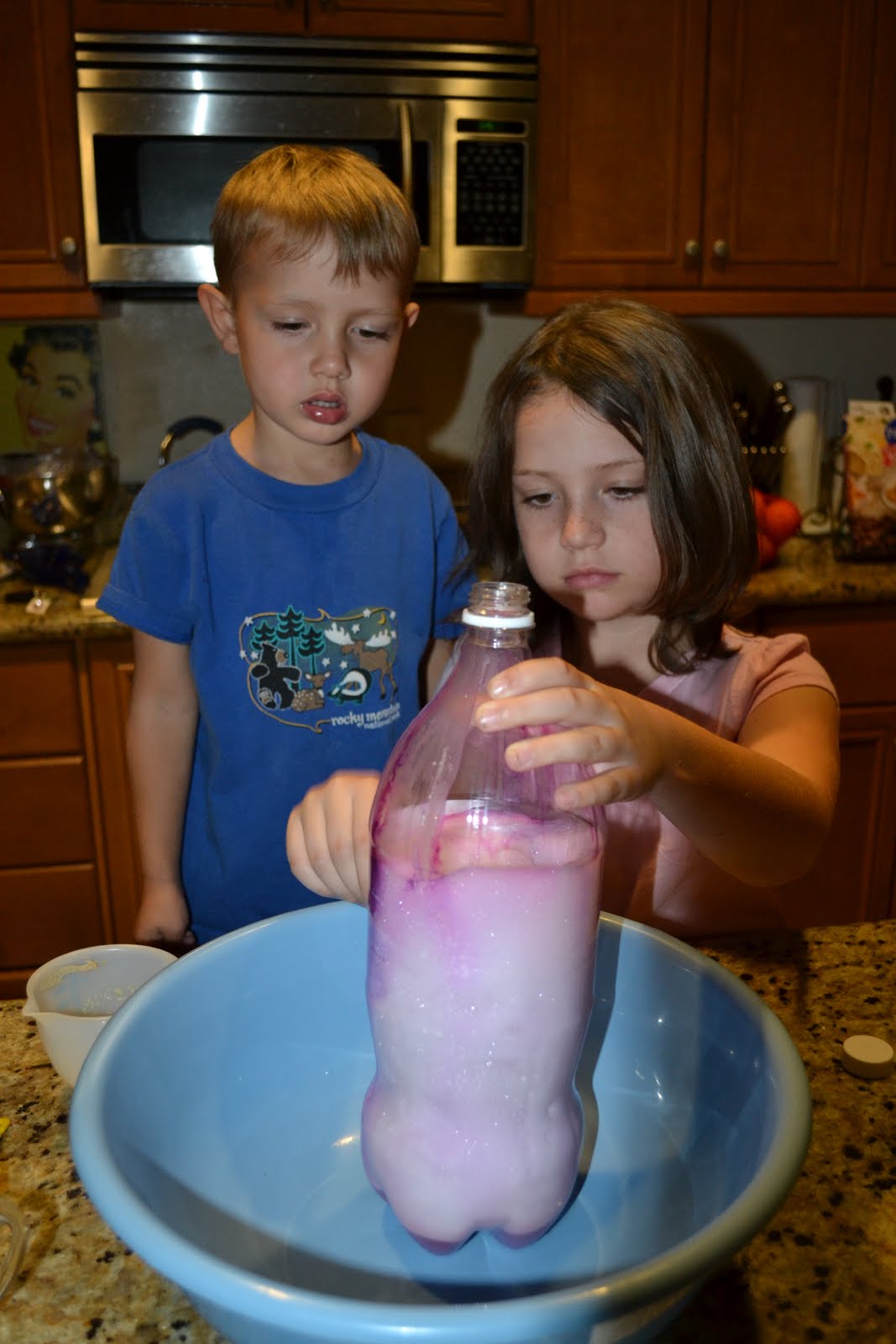 Messy Kids: 30 Days to Hands on Play: Concoctions: Elephant Toothpaste ...