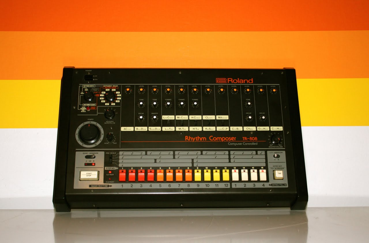 laurel: Roland TR-808 Rhythm Composer (made from felt)