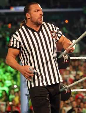WWE PICTURES, WALLPAPERS, WWE DIVA: Triple H As A Referee