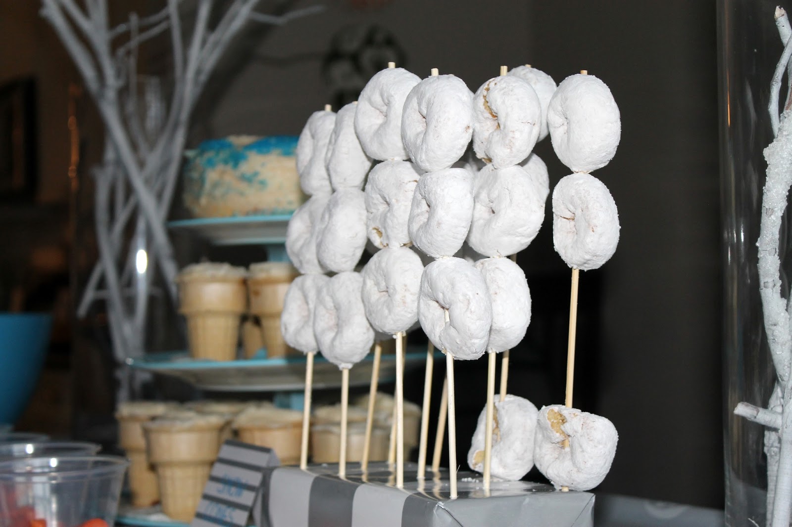 Virginia Beach Housewife: Winter OneDerland: The Food and Drinks