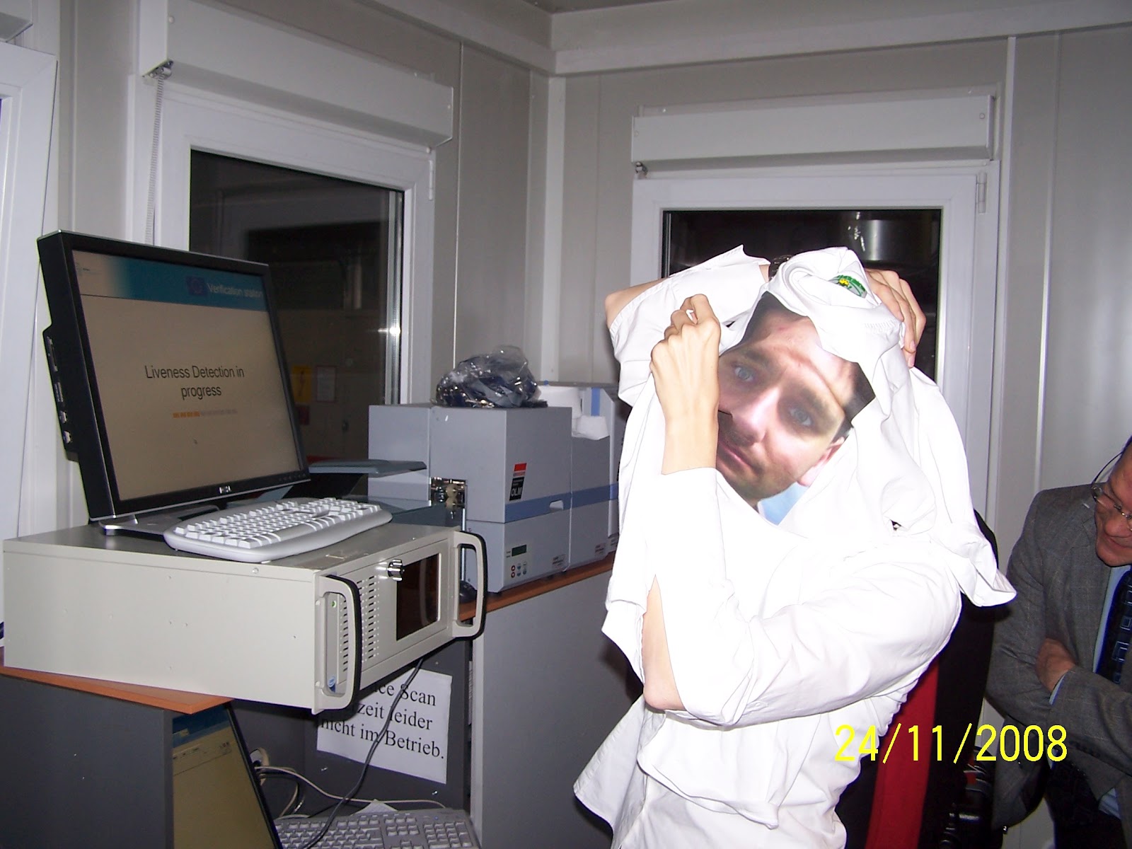 Dr Samuel Chindaro' s Blog: BIOMETRICS ELECTIONS IN ZIMBABWE: A MARCH ...