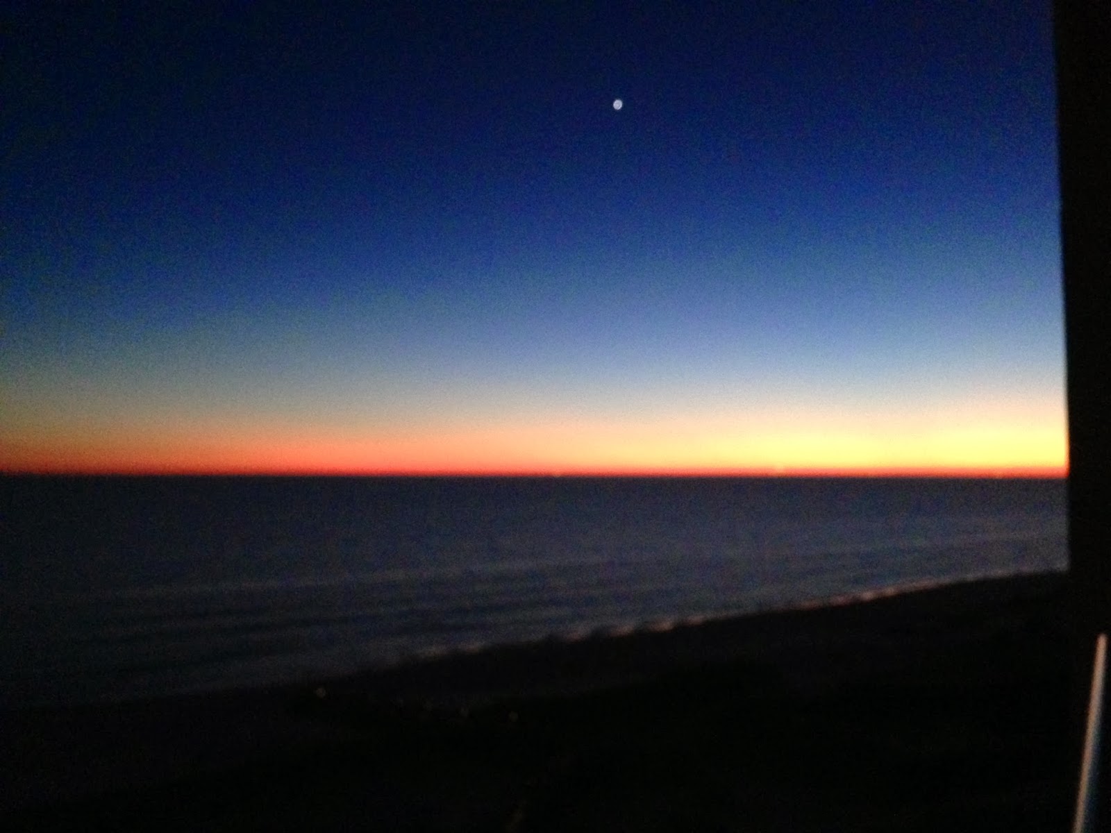 Mojoy: Beach pics...yes. reminiscing.