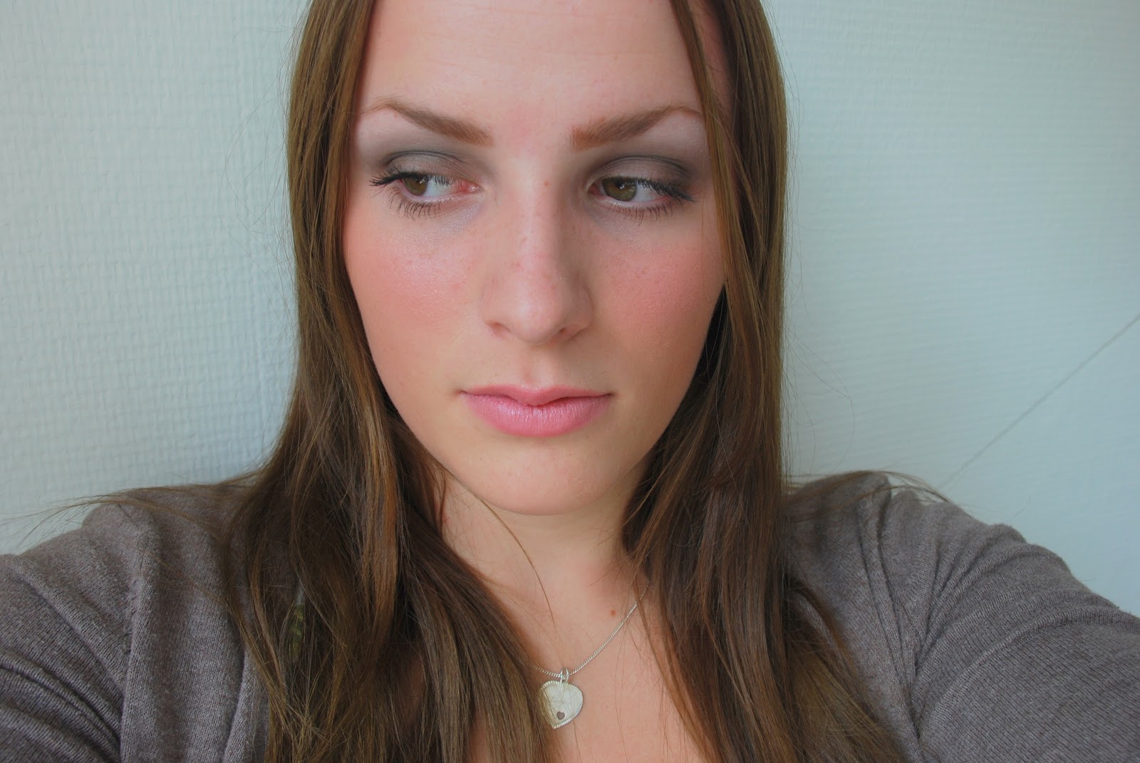 Just An Average Girl: Today's Make-Up Look