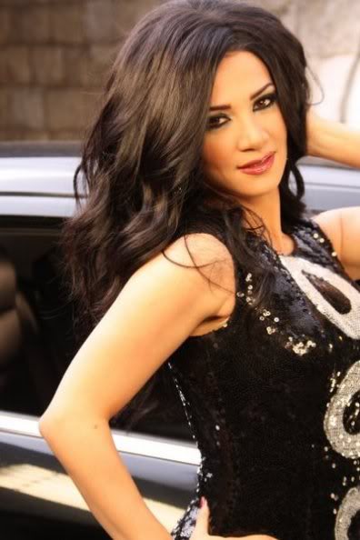 HeroGate: Most beautiful singer of arab world