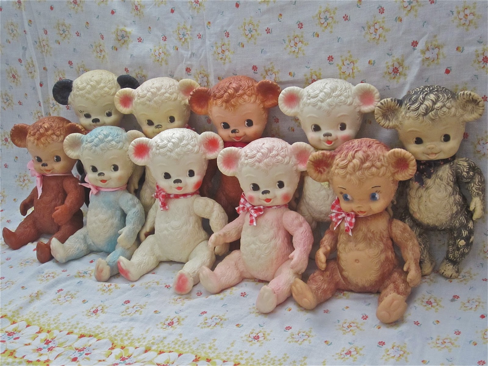 Things That Squeak: Sun Rubber Company "Sunny Bear"