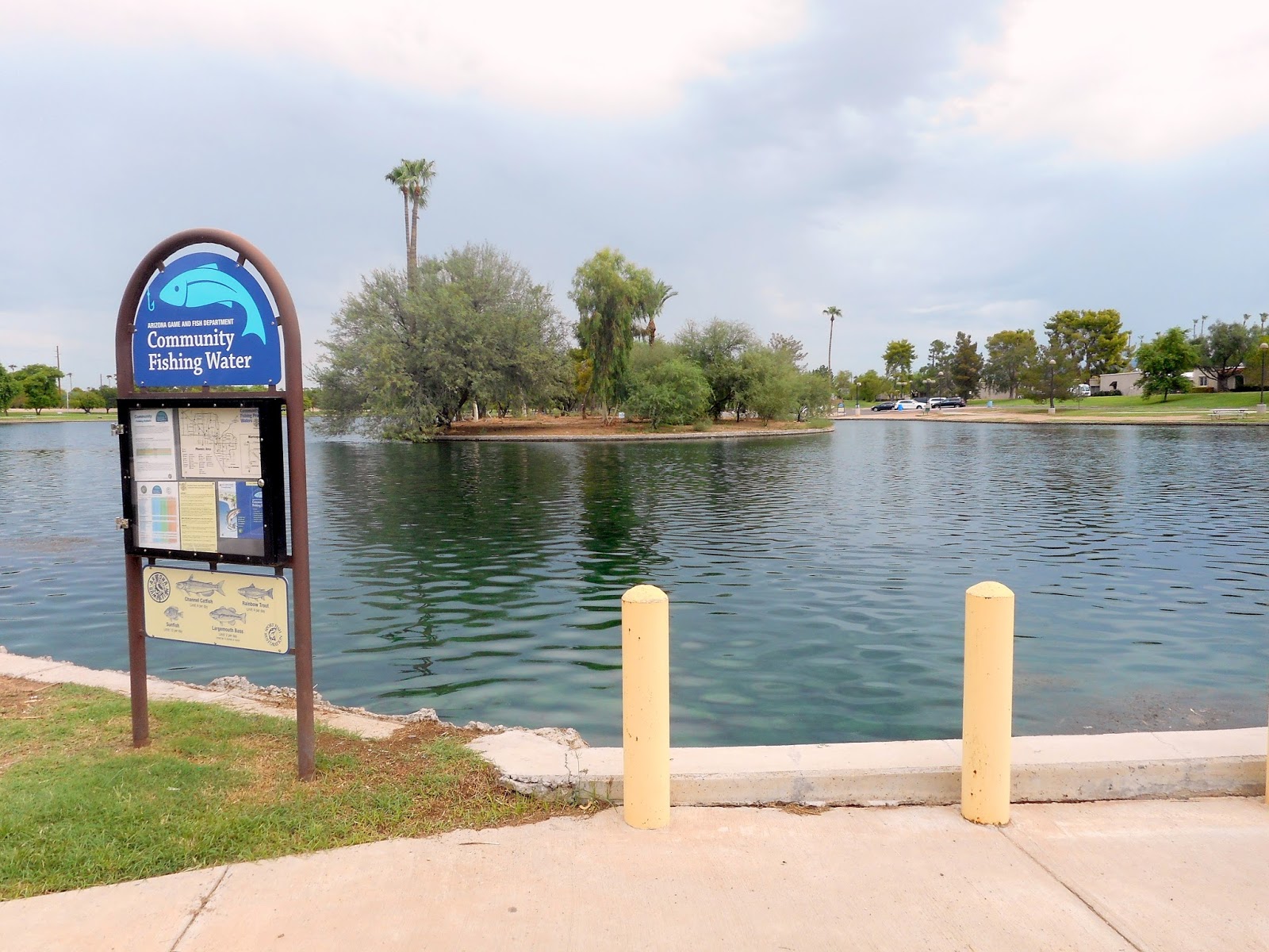 Traveling in photos: CHAPARRAL PARK IN SCOTTSDALE, AZ AUG.2016