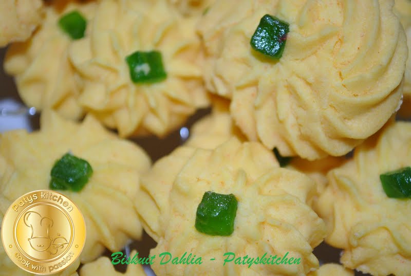 PATYSKITCHEN: DAISY COOKIES / BISKUT DAHLIA