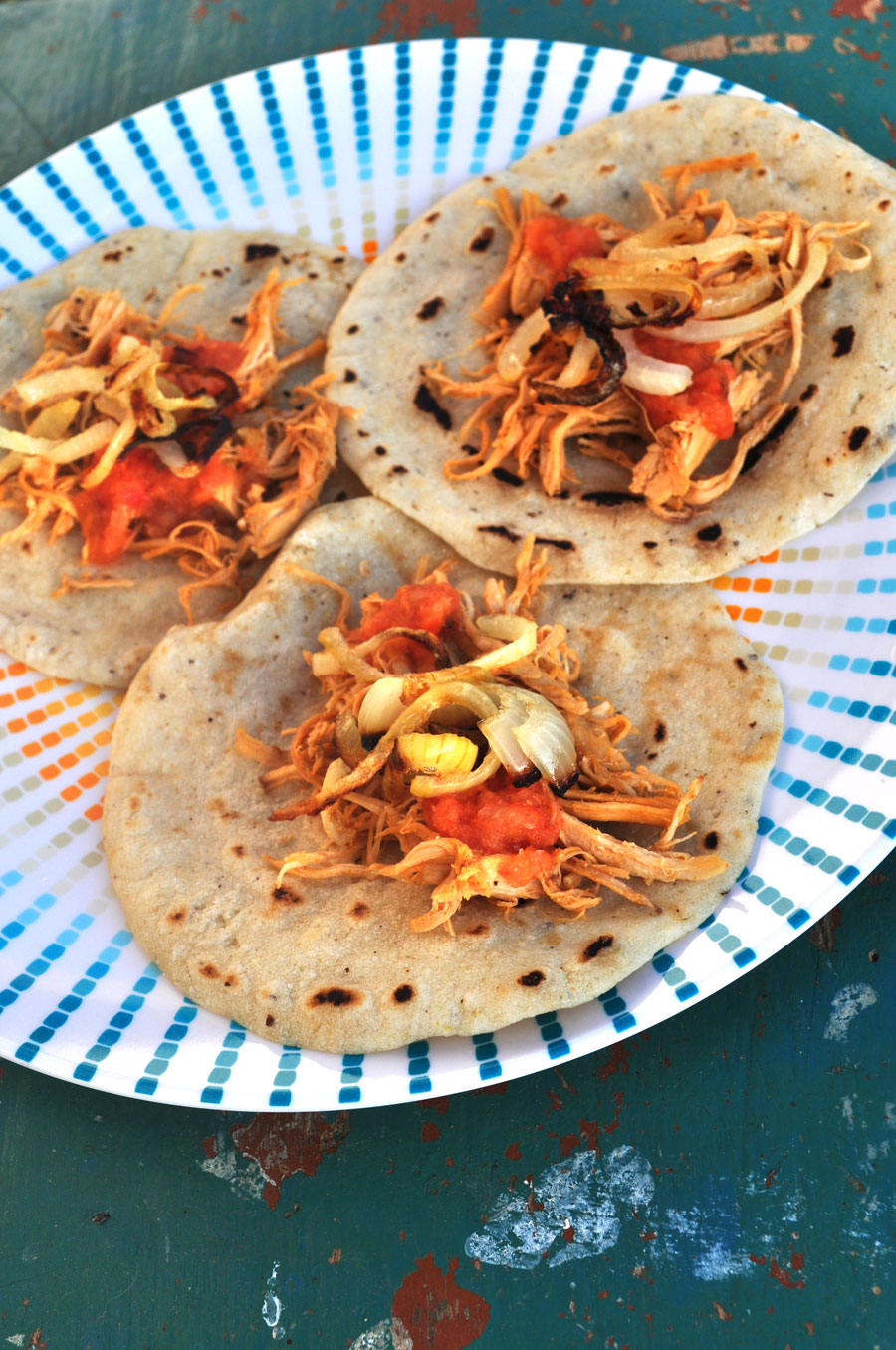 Pioneer Bookworm, life in Belize: Belizean style chicken tacos