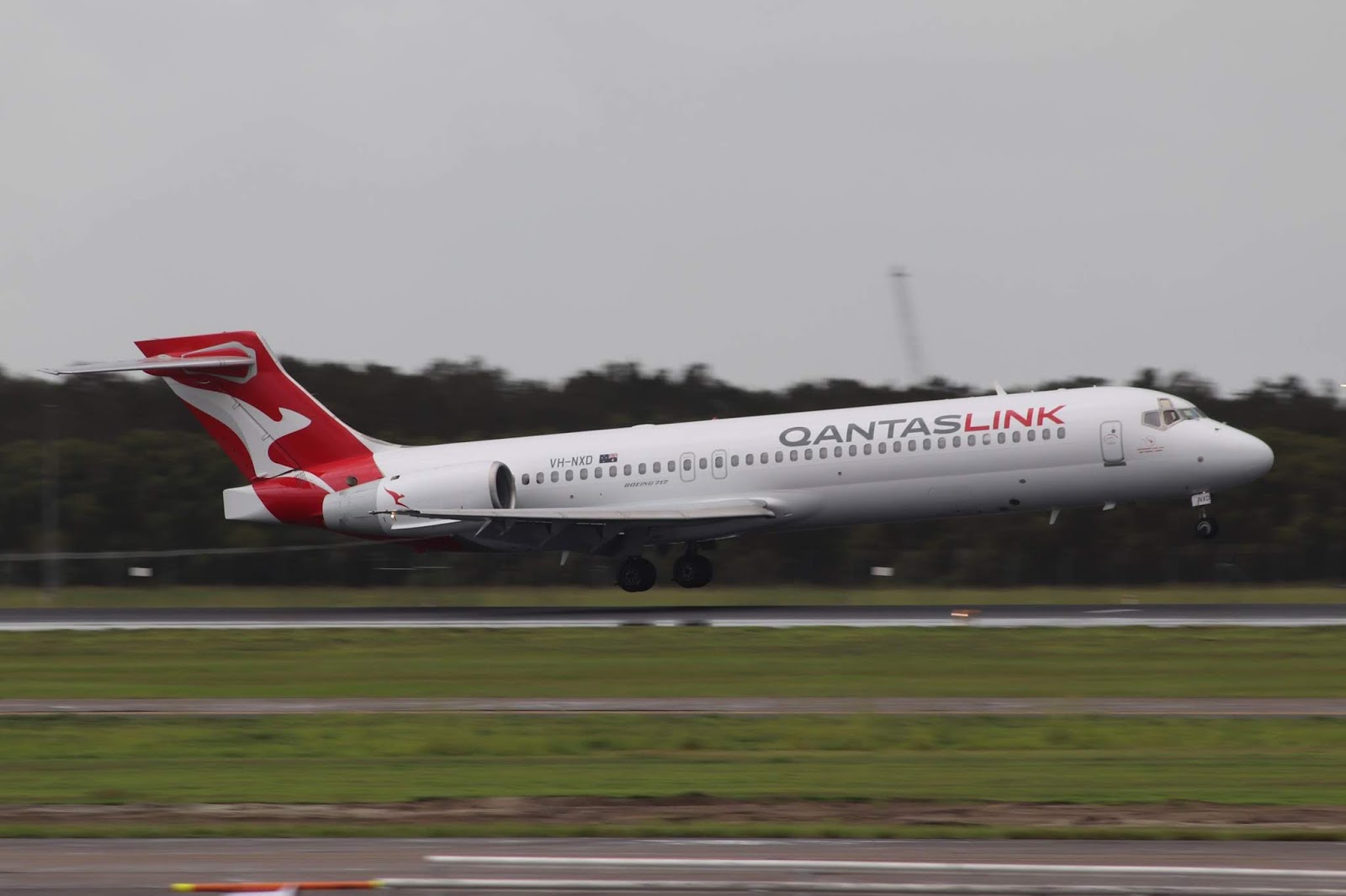 Central Queensland Plane Spotting: First Qantas / QantasLink (Cobham ...