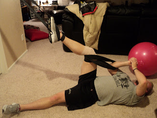 Unorthodox Fitness: Special knee traction/distraction/rehab article!