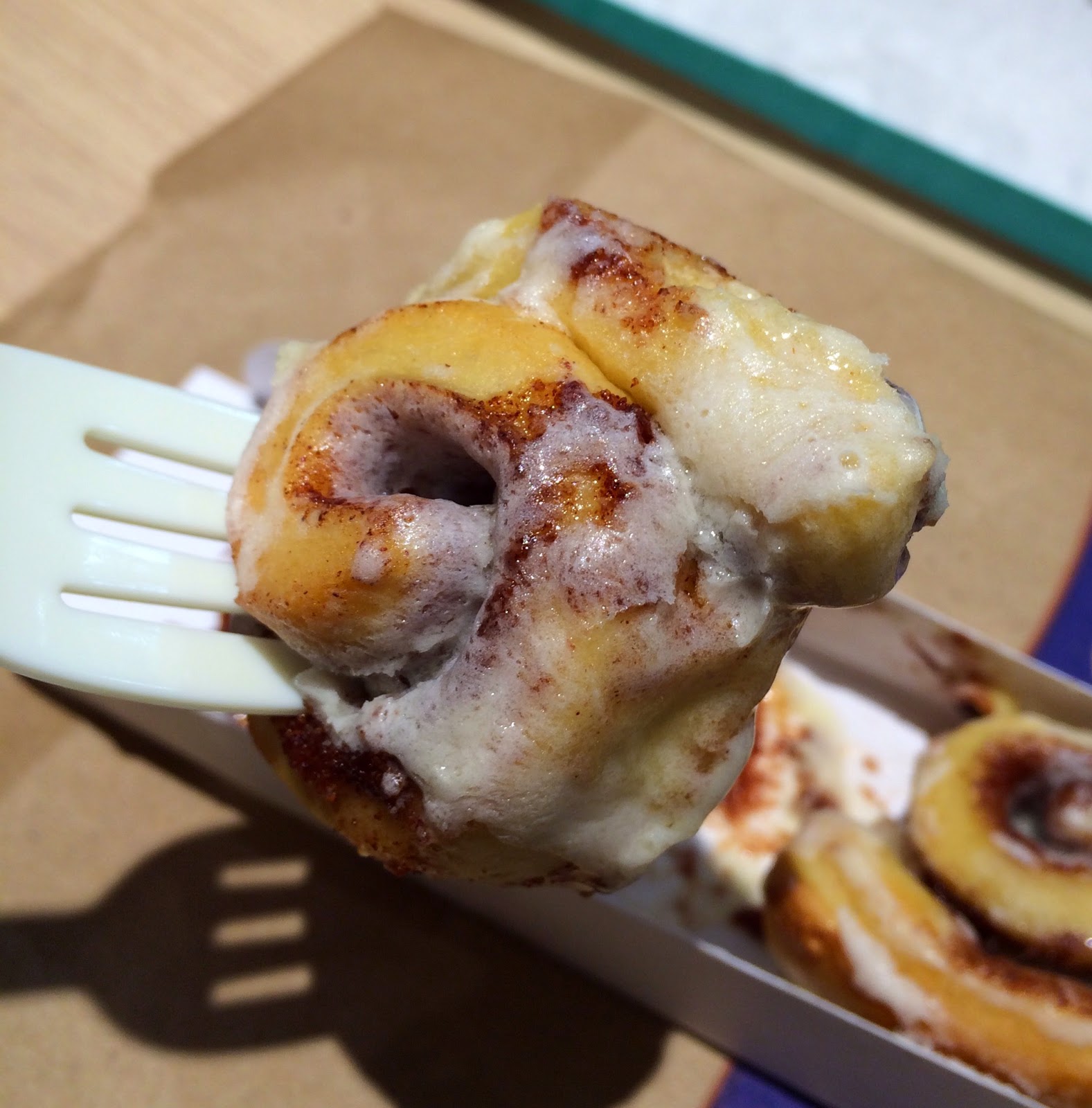 Cinnabon Bites From Cinnabon / シナボンのシナバイツ ~ I'm Made of Sugar ...