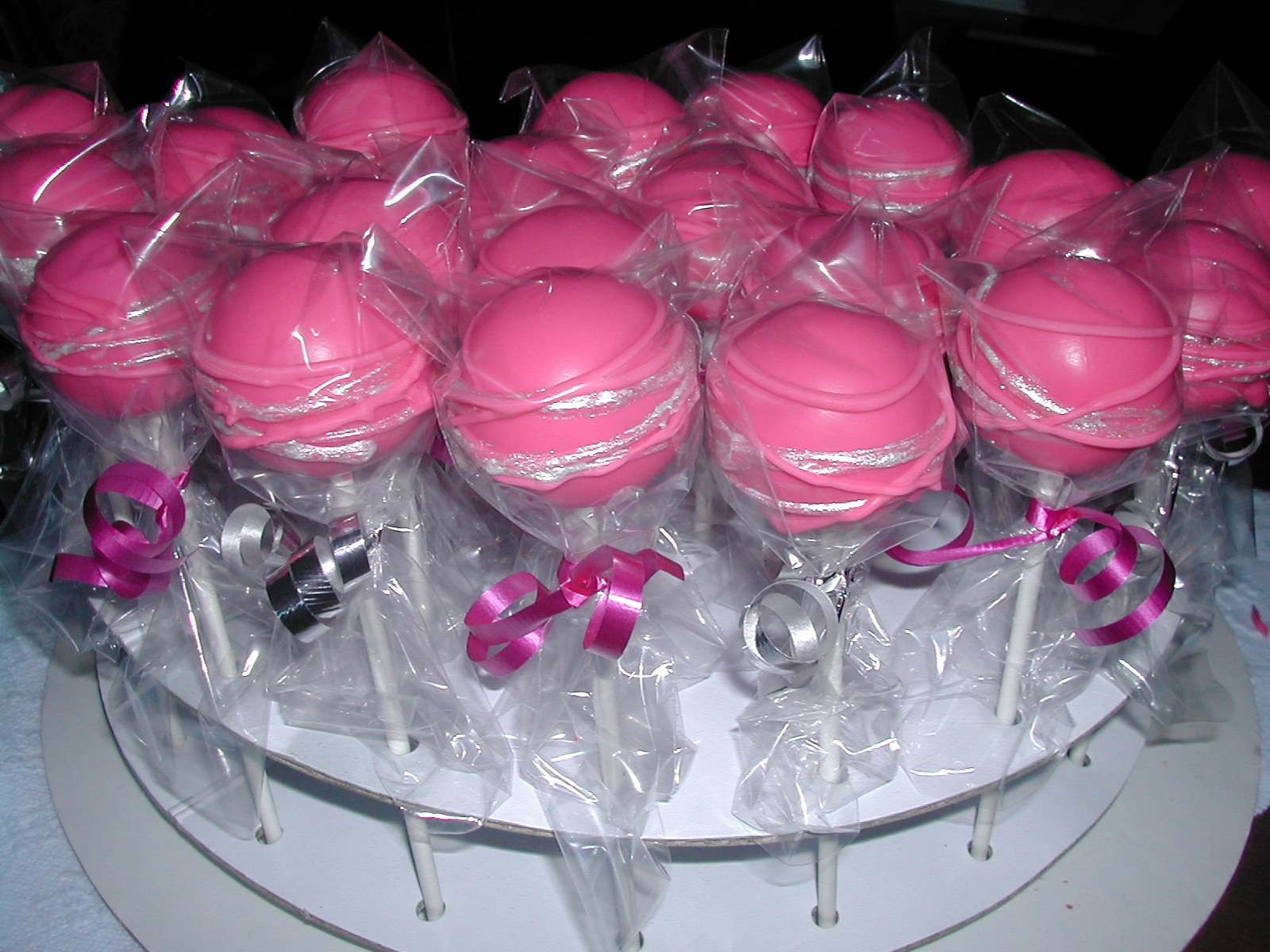 Mini Cakes by Mini Marge: 20 Sweets for a Sweet 16
