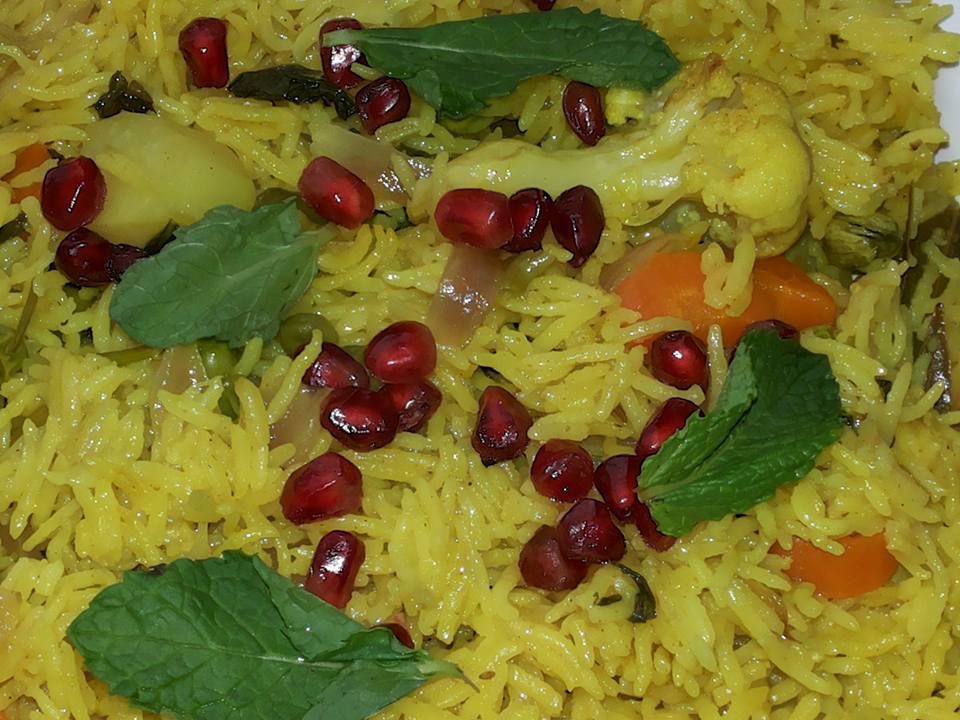 Desi Tadka - Flavor of Indian Kitchen: Rice Veg Tehri
