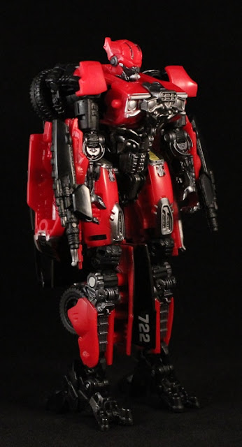 She's Fantastic: Transformers Studio Series - SHATTER!