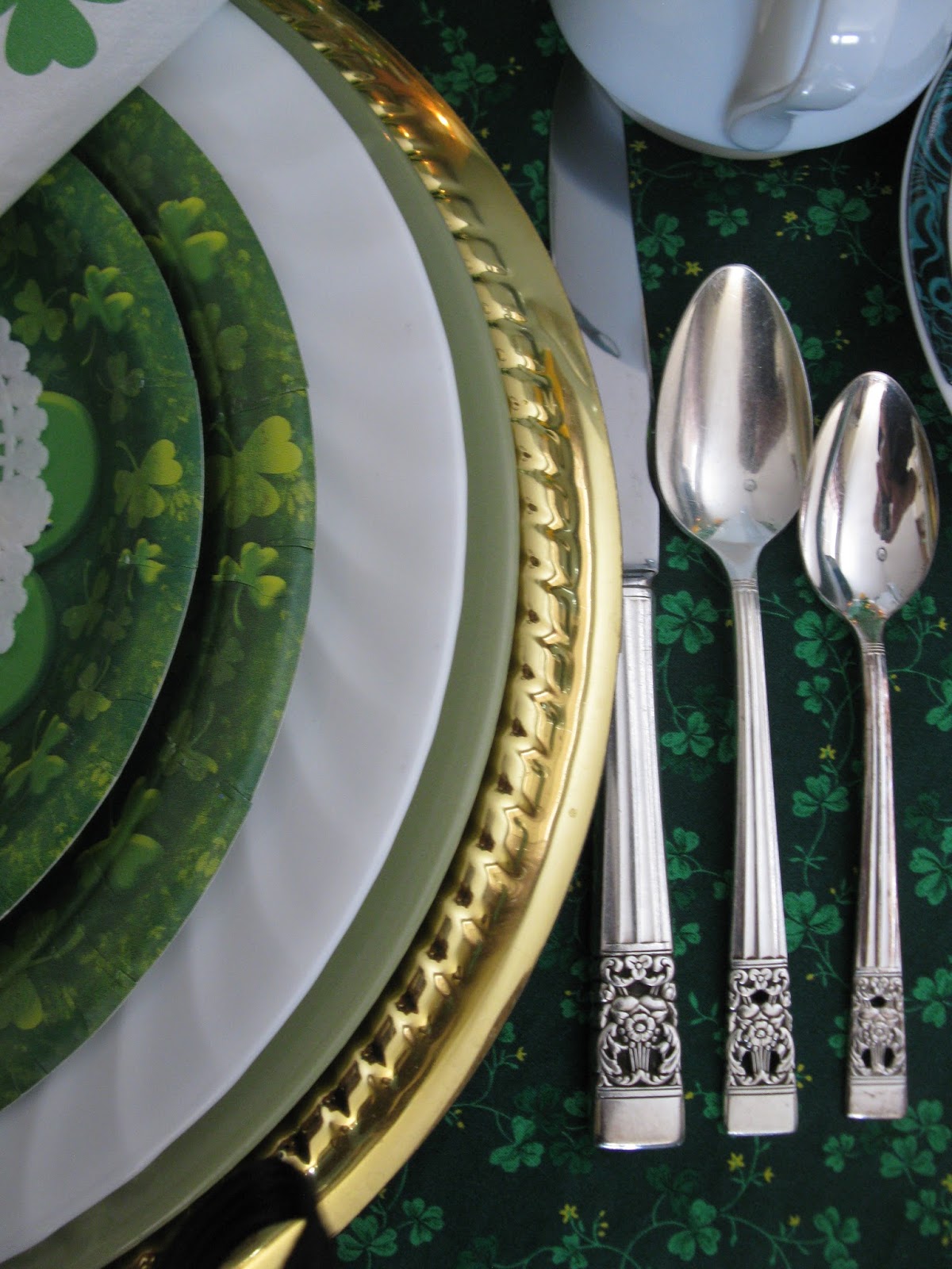Thelma's Days: St. Patrick Tablescape