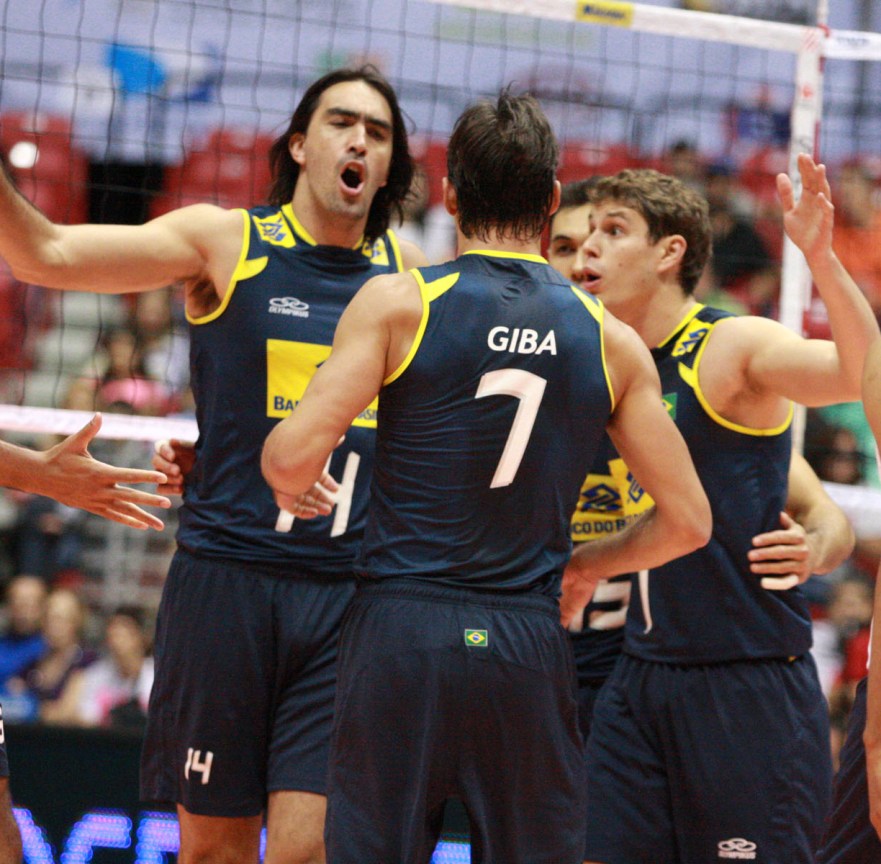 Em busca do tri da Copa do Mundo, Rodrigão embarca nesta terça-feira ...