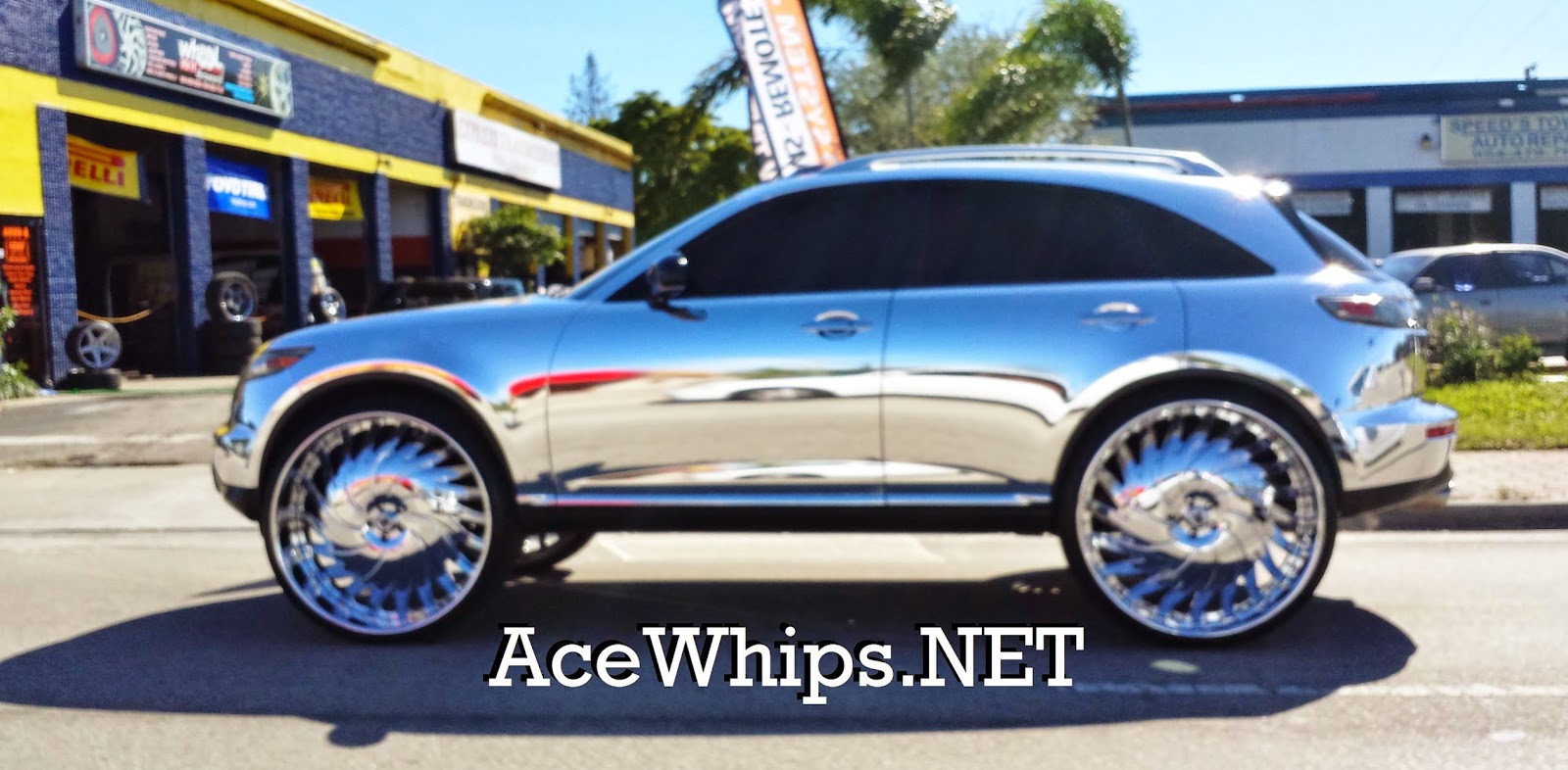Ace-1: Chrome Infiniti FX35 on 30" Asantis