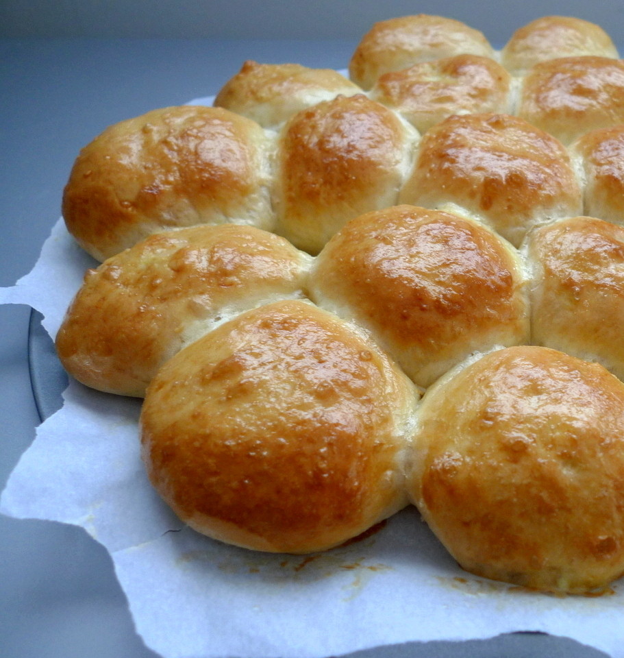 SWEET AS SUGAR COOKIES: Barbecue Chicken Sandwich Rolls