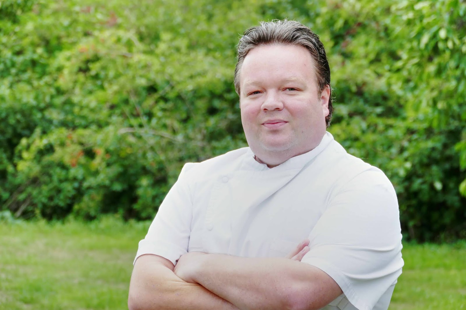 Llanblogger - news from Llangollen: Three Eagles chooses hometown ...