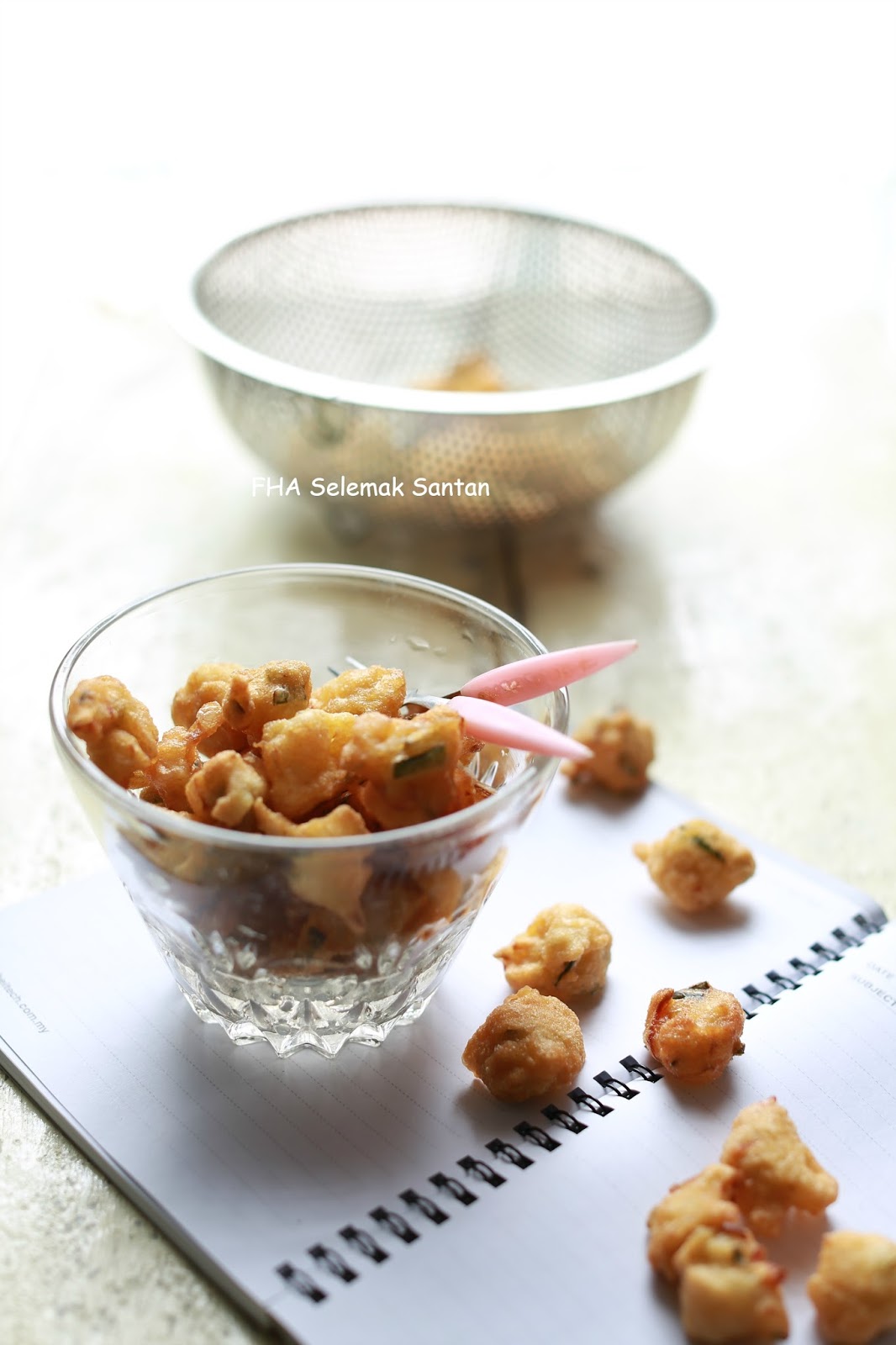 CUBIT-CUBIT BAWANG .....comei. Sebiji, sebiji masuk mulut - FHA Selemak ...