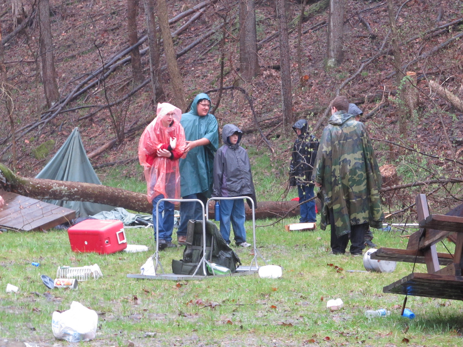 Roberts Roost: Camping in the Rain