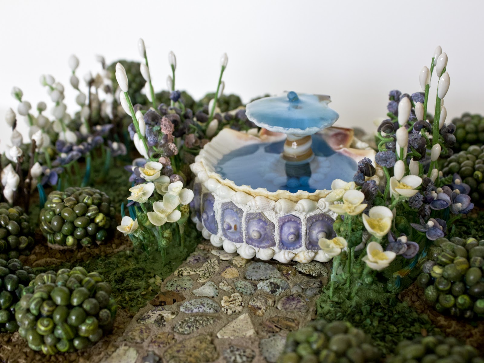 Diving into the creative world of Karen Robertson: Award Winning Shell Art