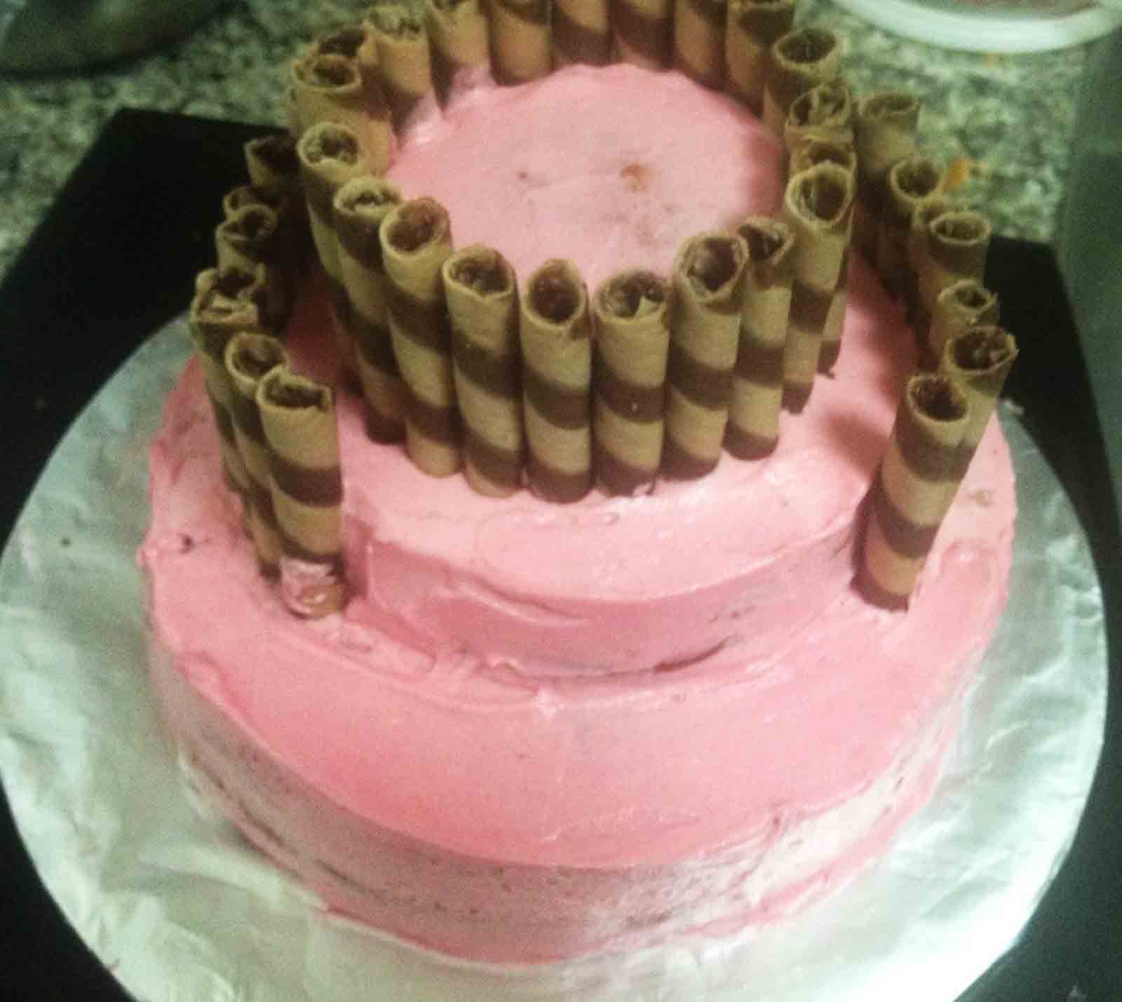 THREE TIER CAKE - EASY STRAWBERRY CAKE