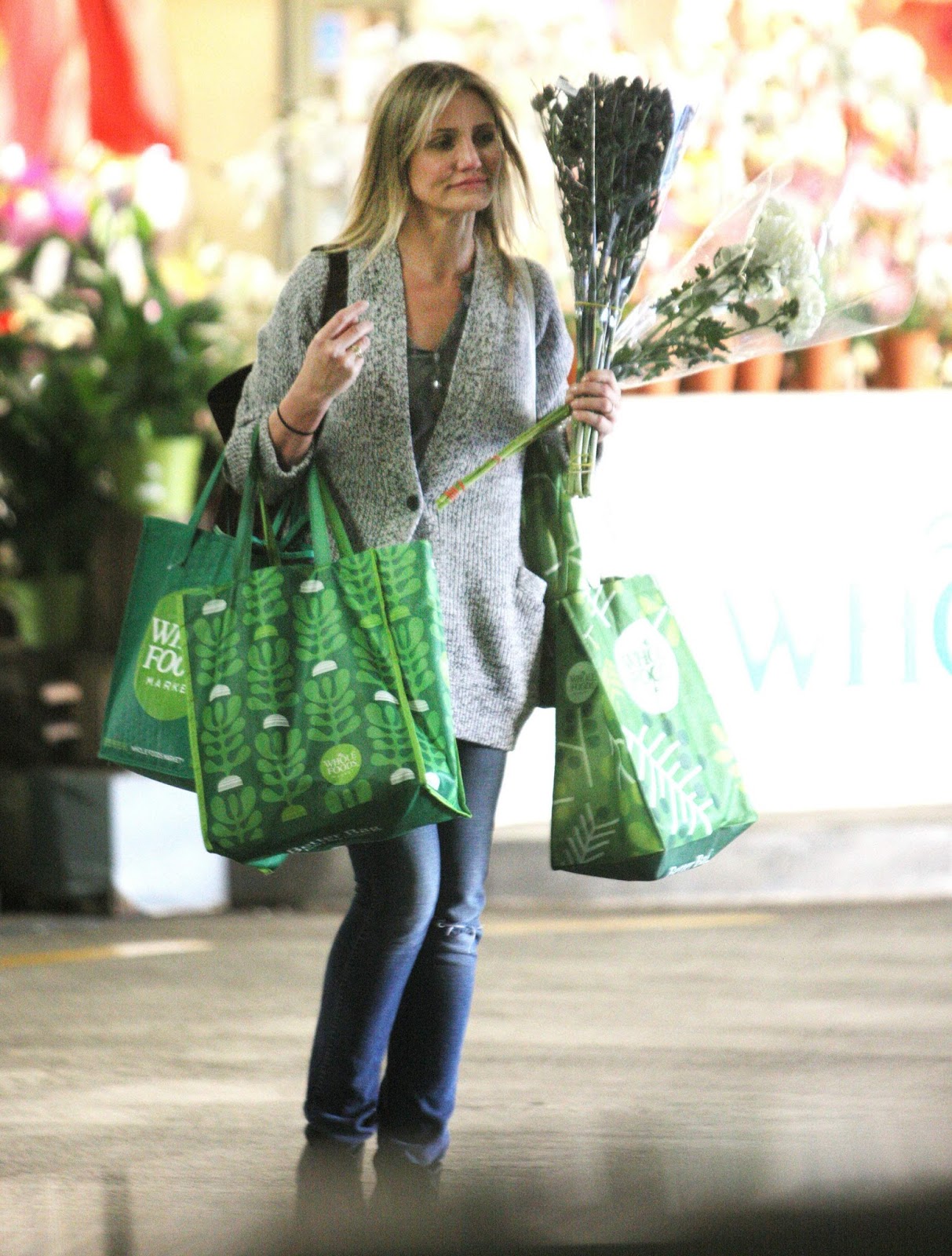 Daily Celebrities Paparazzi, Candid and Photoshoot Pictures: Cameron ...