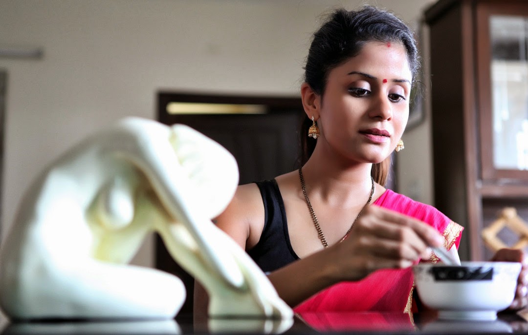 Actress Anushkriti in Pink Saree from RGV's Sridevi movie | Stylish ...