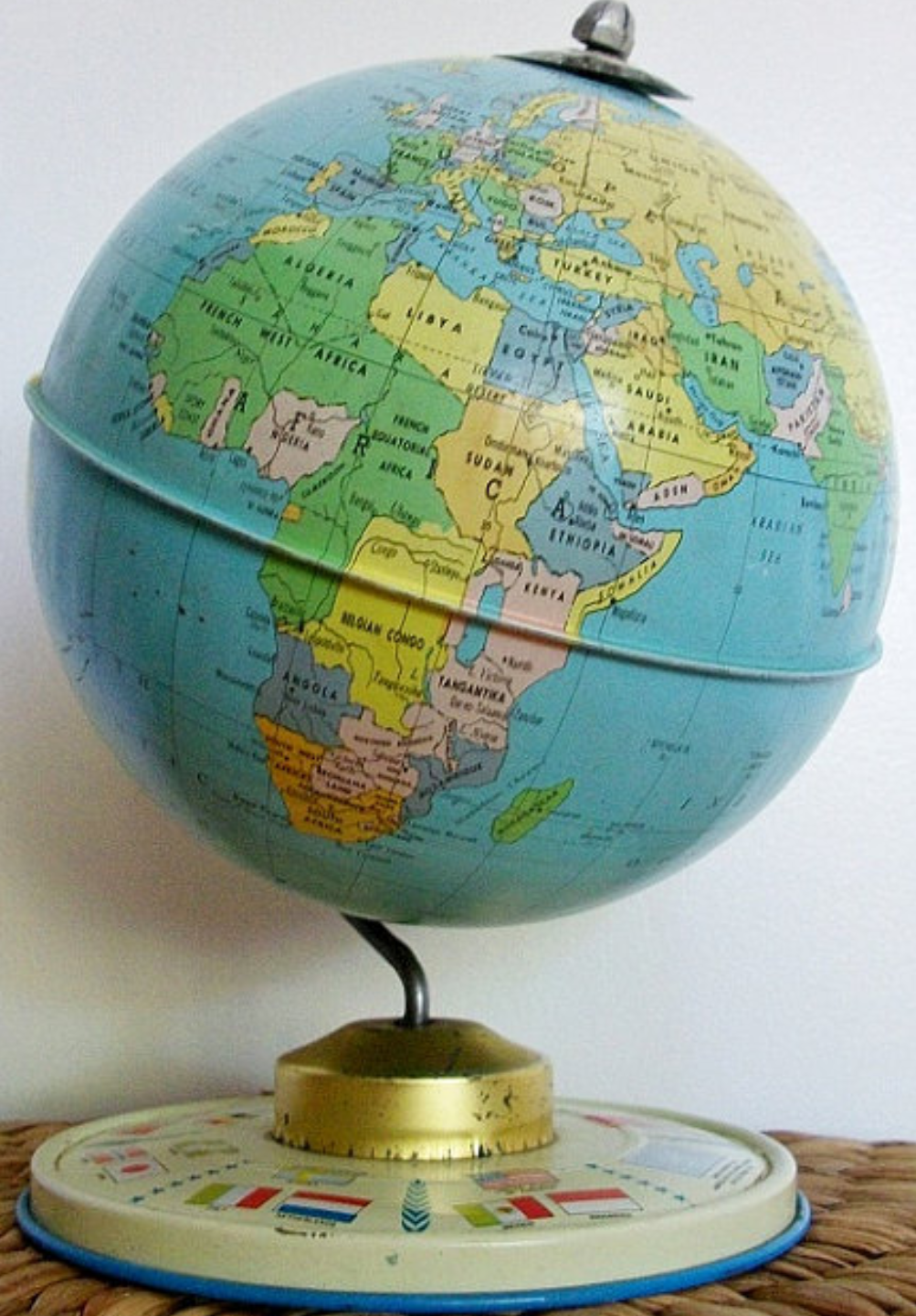 Collecting Antique and Vintage Globes: Collecting globe related items ...
