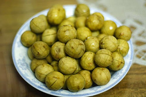 Vietnamese food | Tasting Vietnamese traditional cuisines: Sau ta ...