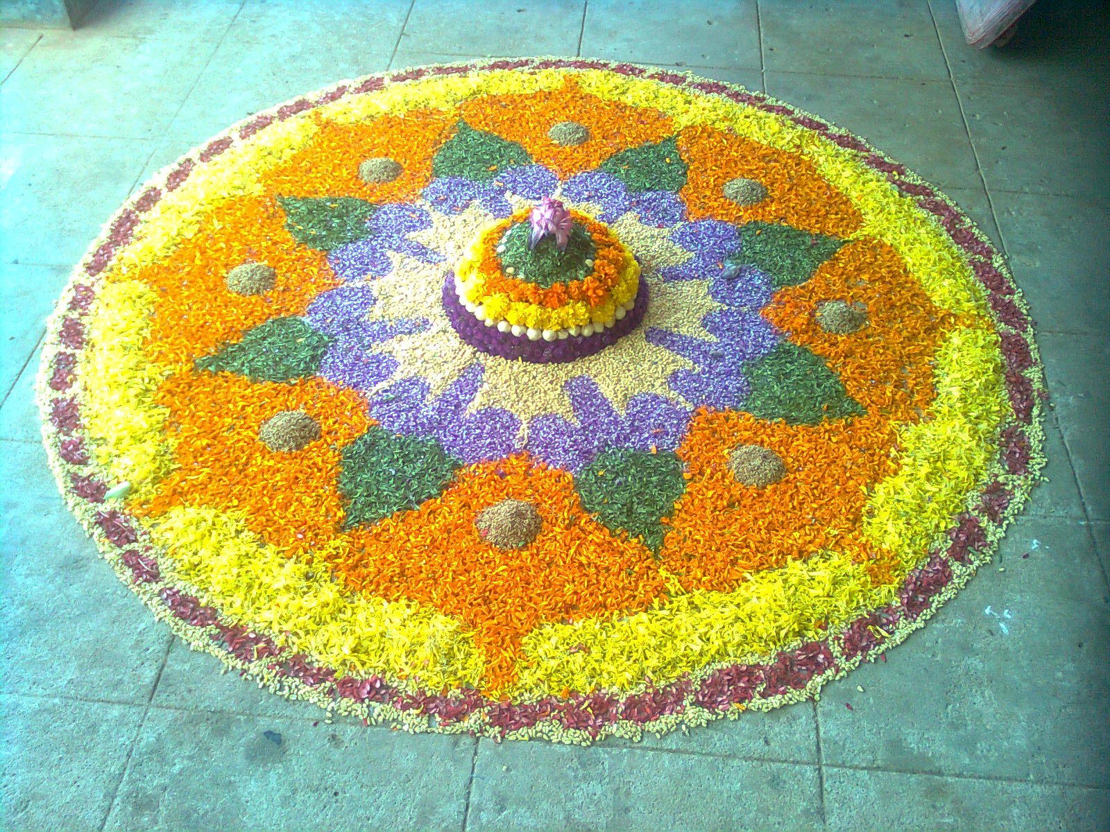 Free Downloads, Free Wallpapers, Free Photos: Pookalam (Athapoo)