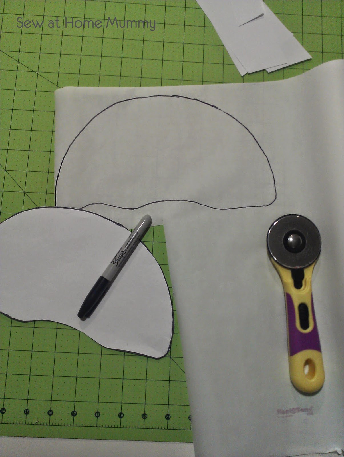 Sew at Home Mummy: Free Pattern & Tutorial: The Cupcake Block ...