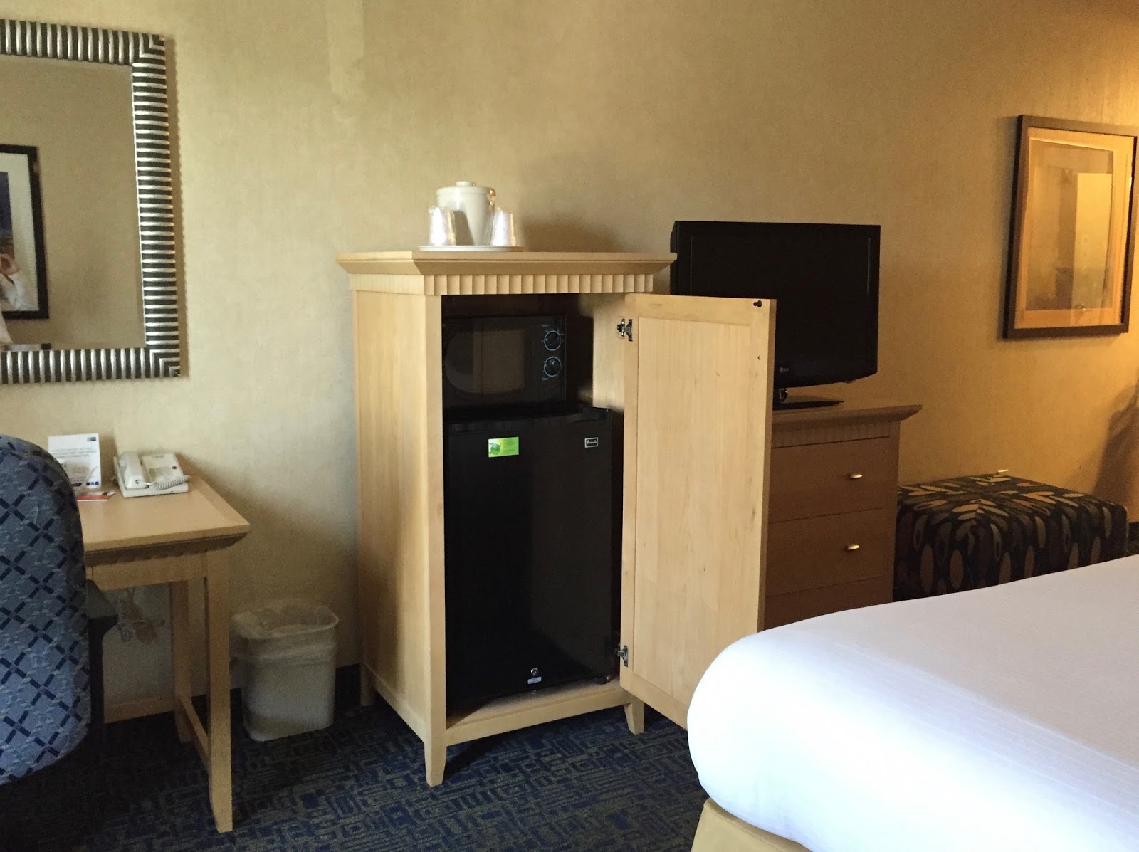 Travel Reviews & Information: Sacramento, California - SMF Airport ...