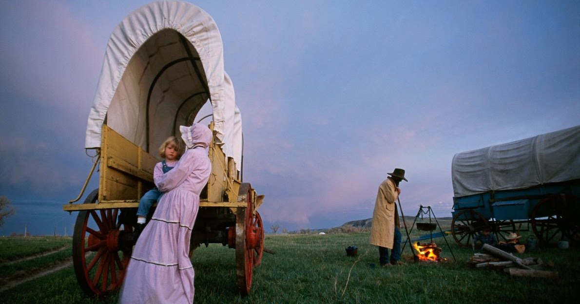 La extraña pareja: Rinker y Nick Buck recorren en un carromato cubierto ...