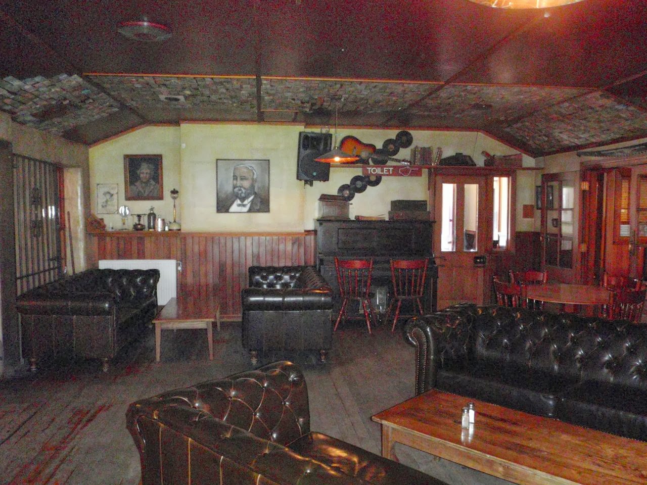 Taupo.Queenstown.NZ.: Cardrona Pub カードローナパブの御紹介