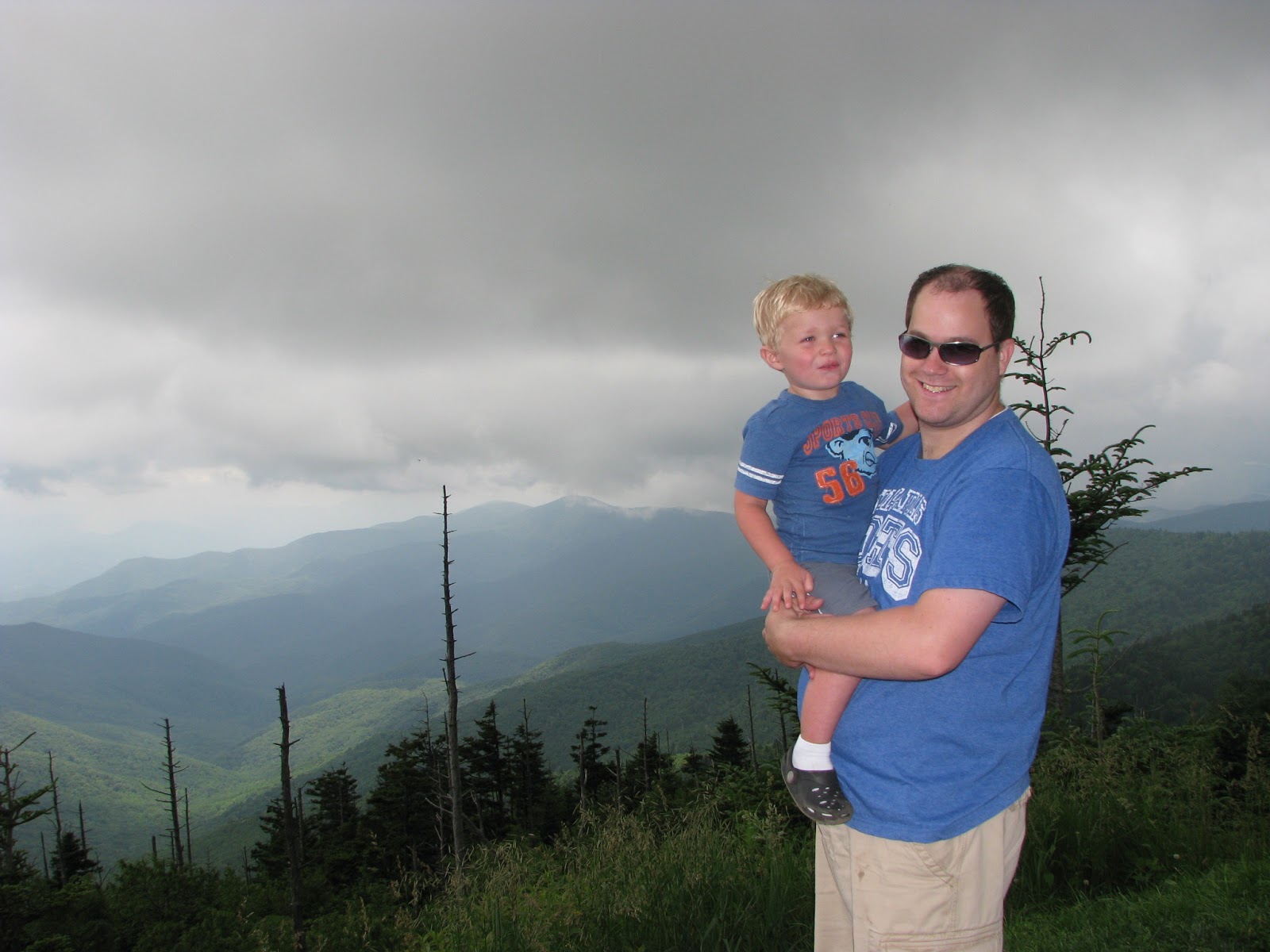 Ricky, Melissa, Dylan, Lauren and Ethan: Pigeon Forge