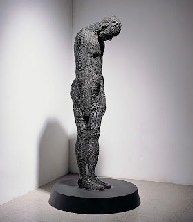 Kreatif | Arca Manusia Dari Besi | MacaMacamAda.Com