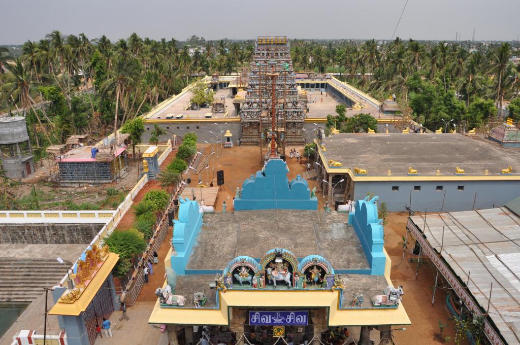 Tamilnadu Tourism: Veerattaneswarar Temple, Thiruvathigai, Cuddalore