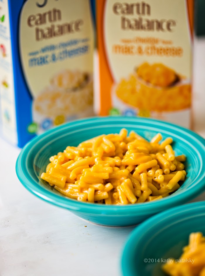 Review: Vegan Mac and Cheese in-a-Box from Earth Balance ...