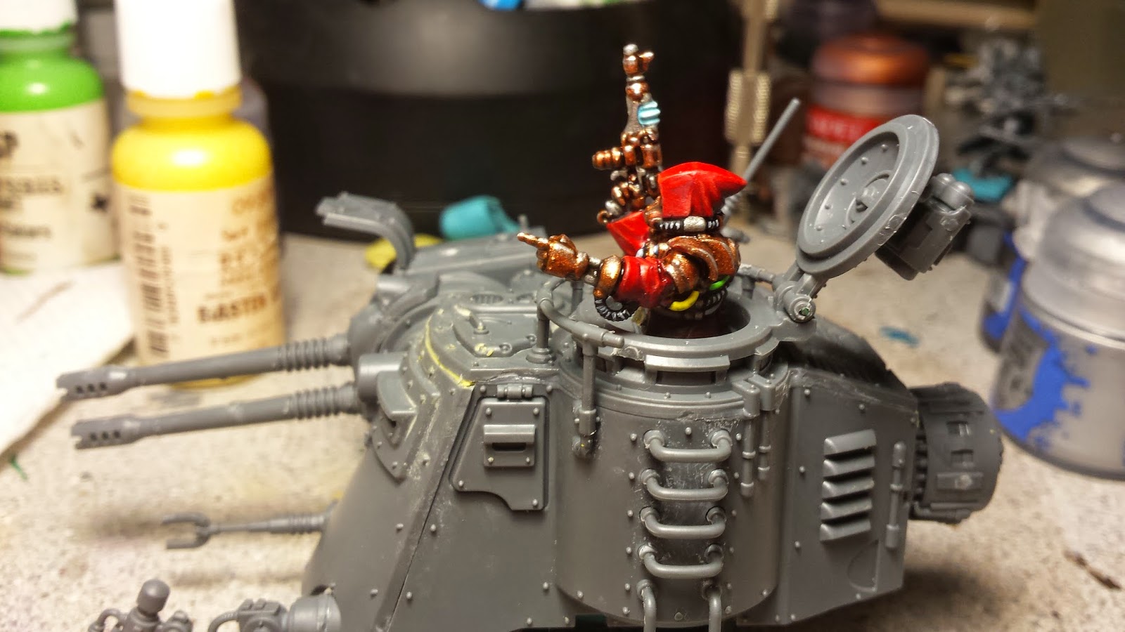 Brush Wizard: Warhammer 40k: Onager Dunecrawler Gunner Conversion