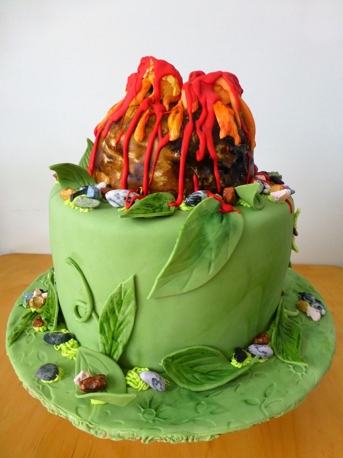 CakeSophia: Volcano cake
